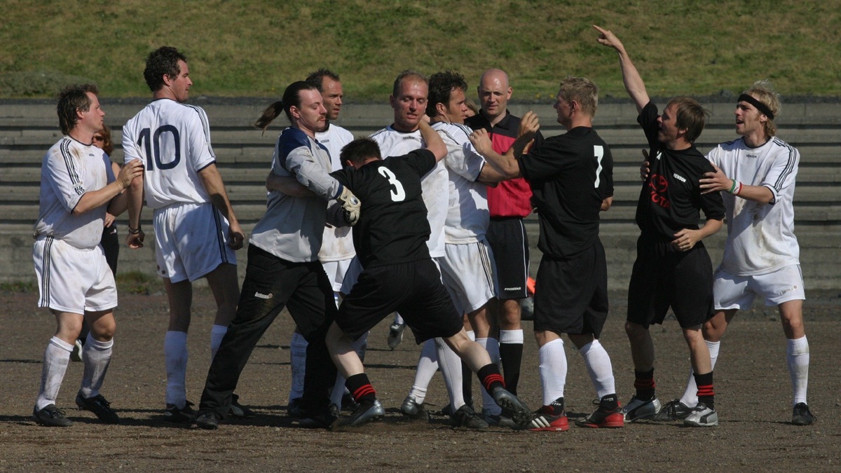 Eleven Men Out - Apple TV