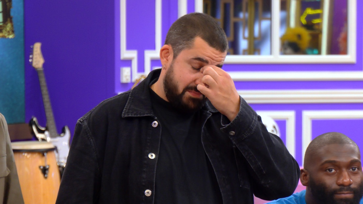 Méfiez-vous du Gland qui dort - LOL: Qui rit, sort ! (saison 5, épisode ...