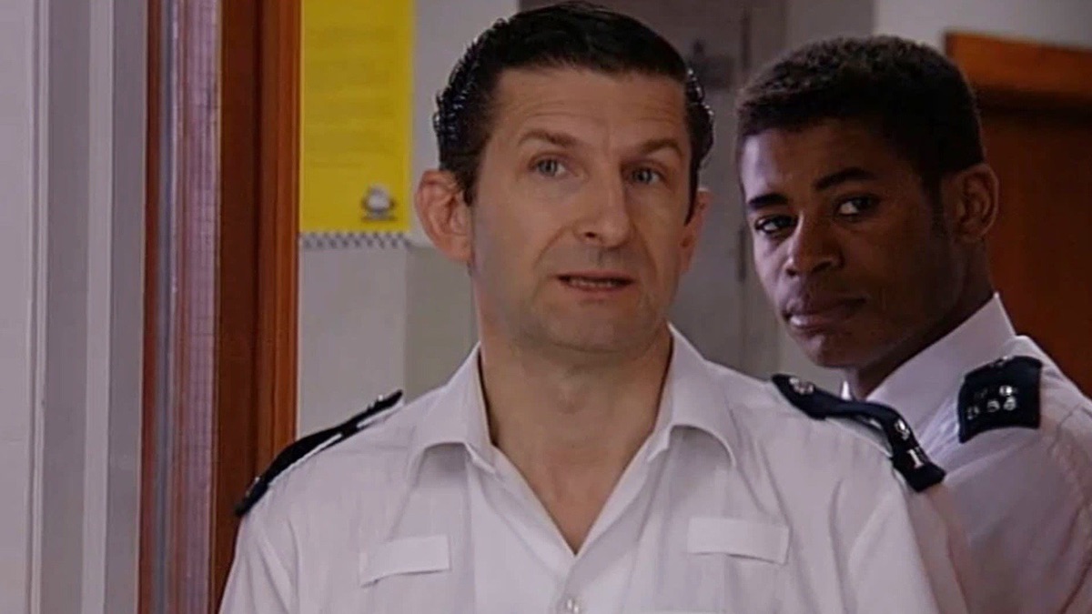 No-One's That Honest – The Bill (Season 16, Episode 49) - Apple TV (AU)