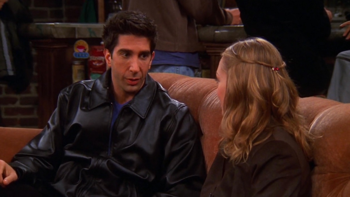 ‎The One Where Ross Dates a Student - Friends (Series 6, Episode 18 ...