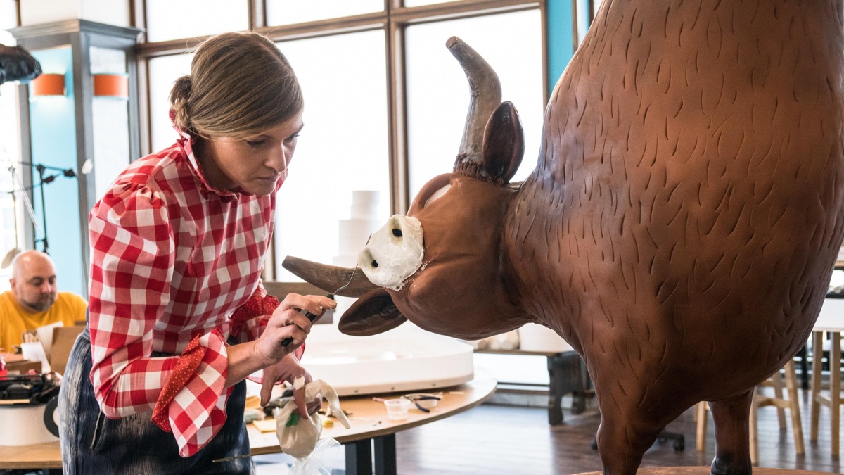 A Cake and Bull Story - Duff Takes The Cake (Series 1, Episode 4 ...