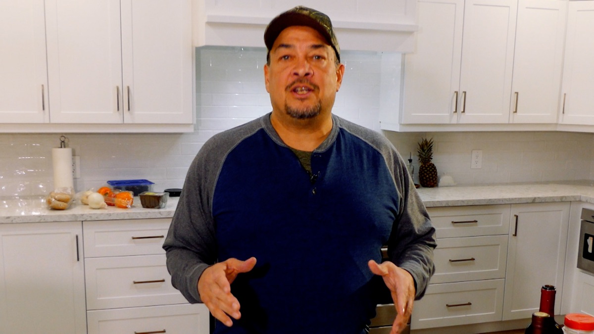 Venison Sausage - Wild Game Cooking with Chef Rupert (temporada 3 ...