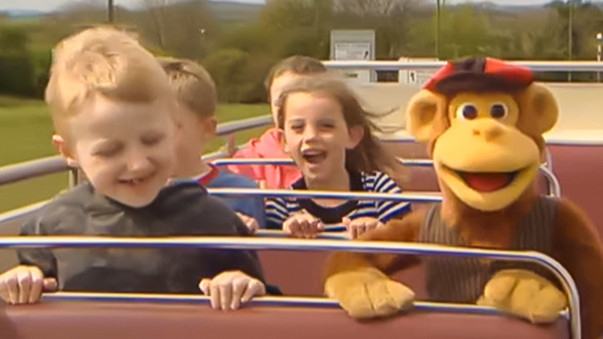 One Man Went to Mow - Milkshake! Monkey Rhymes (Series 1, Episode 4 ...