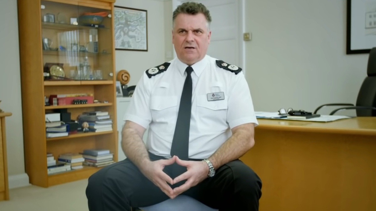 Episode 3 - Police Code Zero: Officer Under Attack (Season 3, Episode 3 ...