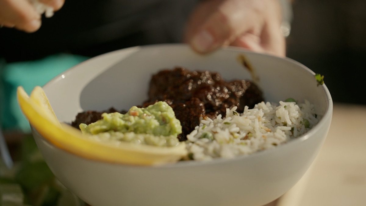 Carne Adovada - Andrew Zimmern's Wild Game Kitchen (Season 2, Episode 2 ...