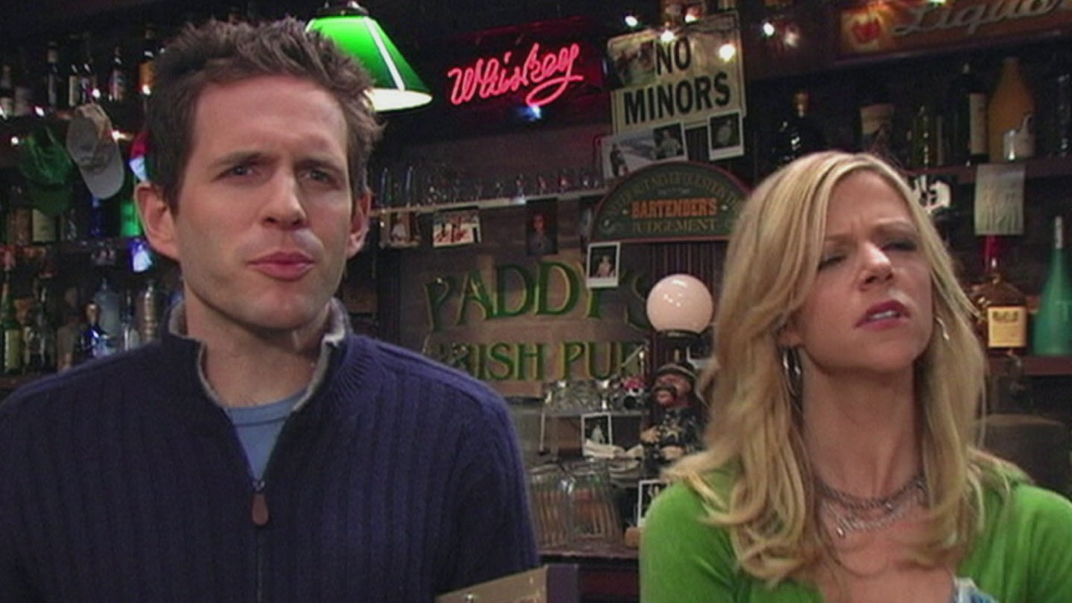 Dennis and Dee Go on Welfare - It's Always Sunny in Philadelphia ...