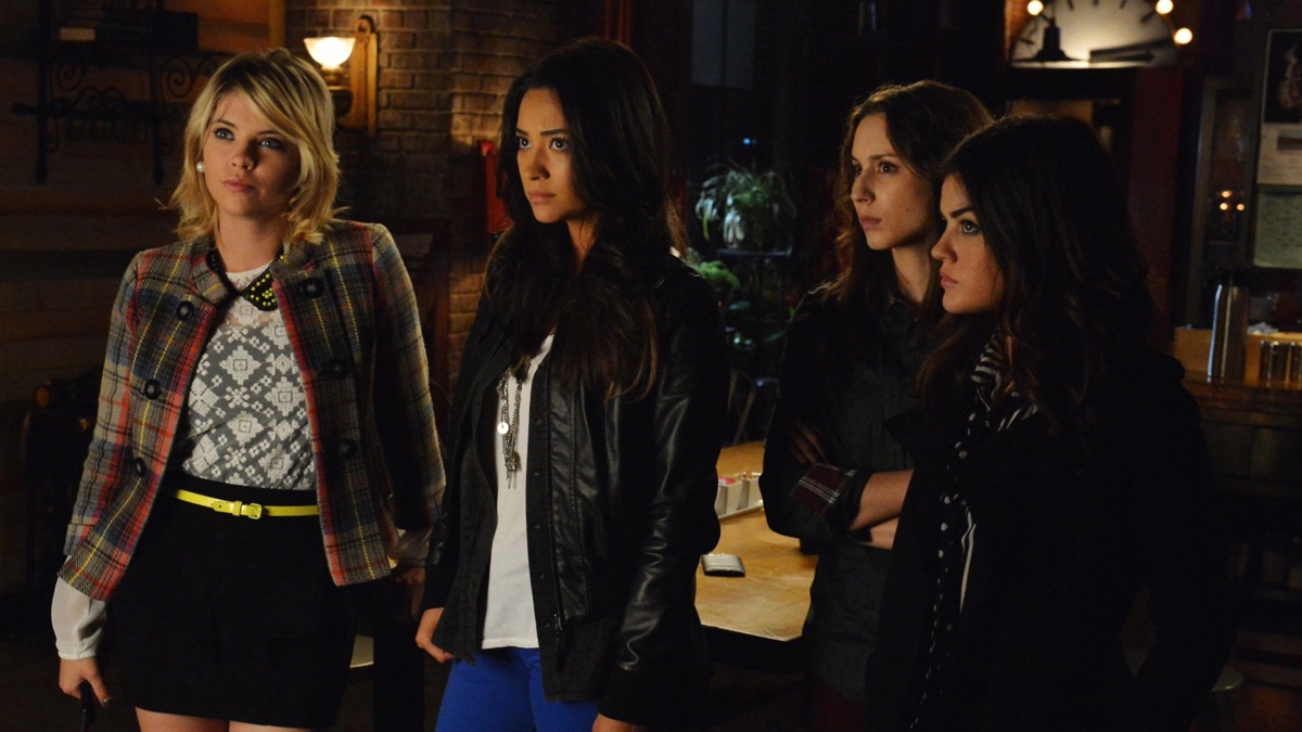 ‎Hot Water – Pretty Little Liars (Season 3, Episode 20) - Apple TV (NZ)