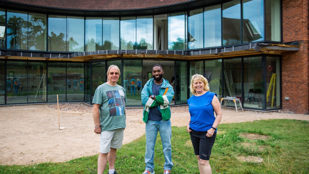 Series 2 Episode 1 - Extraordinary Extensions (Series 2, Episode 1 ...