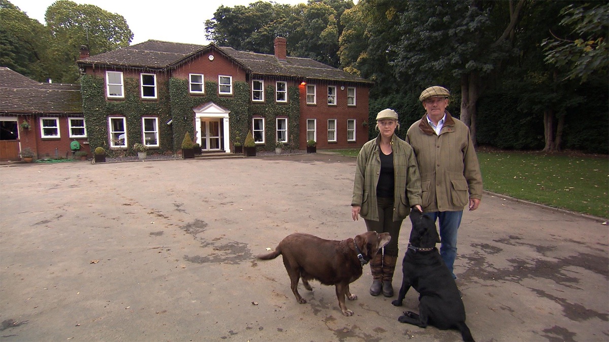 The Bluebell Woods - Four in a Bed (Series 11, Episode 2) - Apple TV (UK)