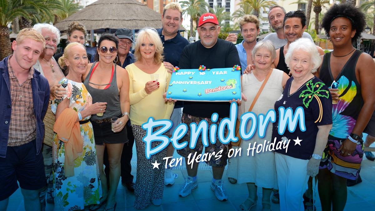 ‎Benidorm: 10 Years On Holiday Special - Apple TV