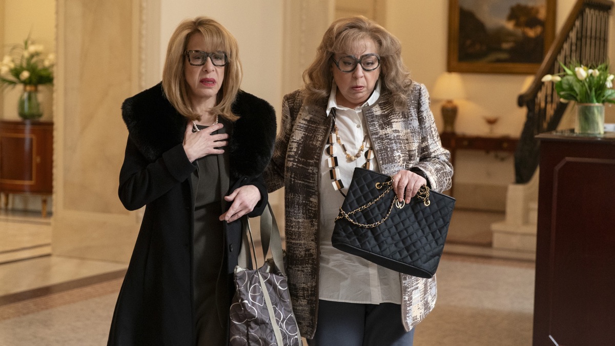 ‎After You - Only Murders in the Building (Series 5, Episode 2) - Apple ...