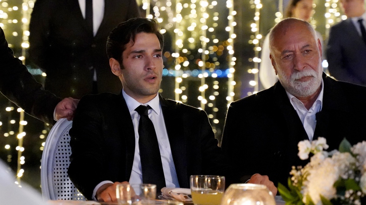 ‎Episode 105 - Golden Boy (Series 1, Episode 105) - Apple TV (IN)