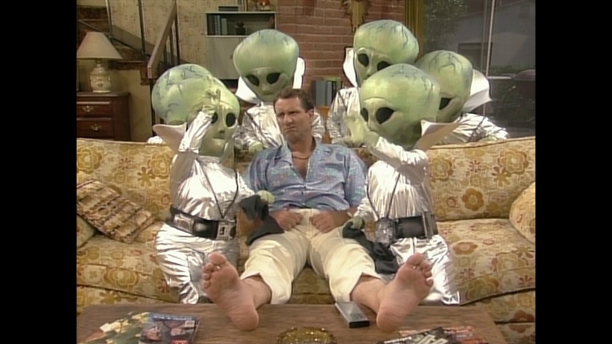 ‎Getrouwd...en aliens - Getrouwd...en kinderen (Seizoen 5, Aflevering 7 ...