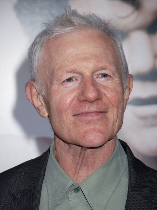 ‎Raymond J. Barry Films and Shows – Apple TV