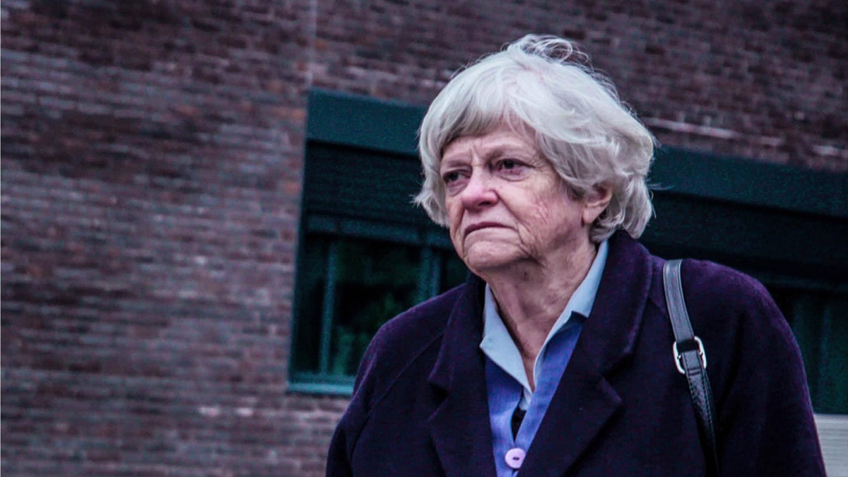 The World's Most Luxurious Prison - The World's Most Luxurious Prison ...