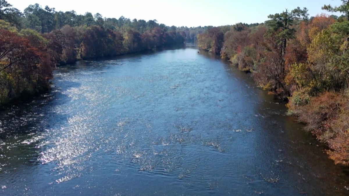 Flint Davis Flint River - Zona's Awesome Fishing Show (Season 14 ...