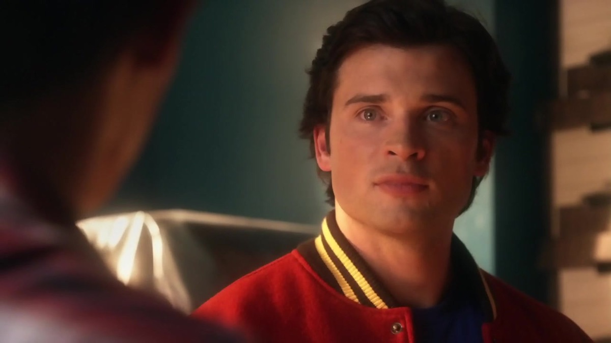 Regreso a Casa - Smallville (temporada 10, episodio 4) - Apple TV