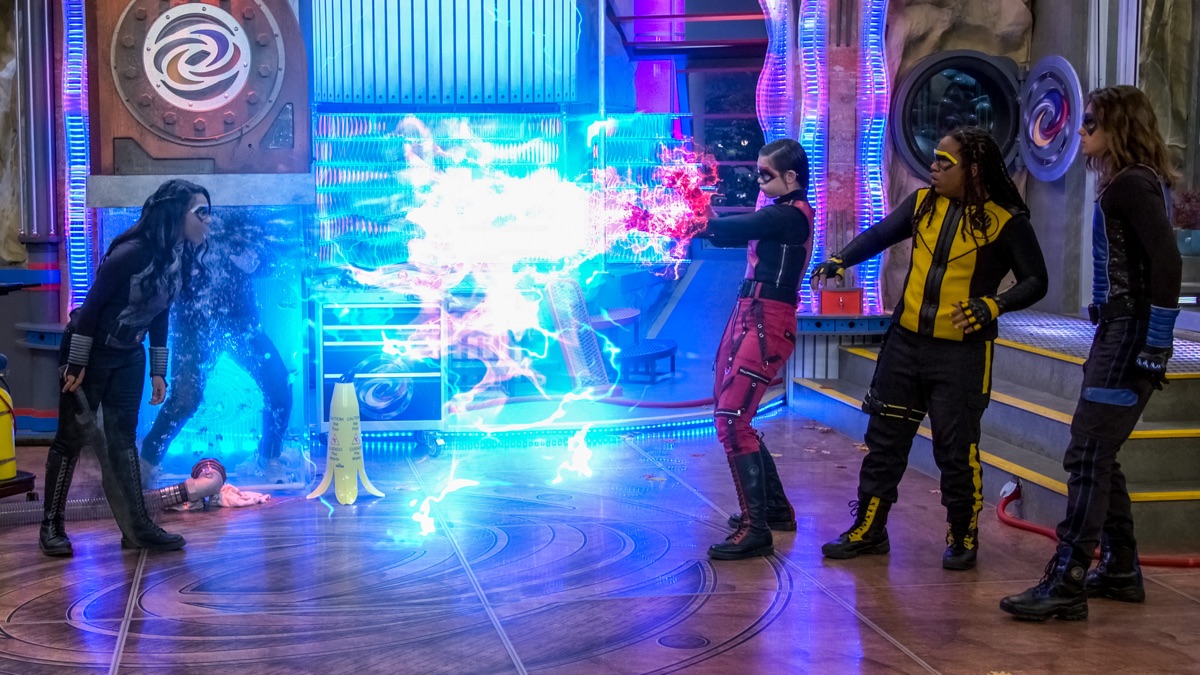 ‎The Battle for Swellview Part 2 - Danger Force (Series 3, Episode 13 ...