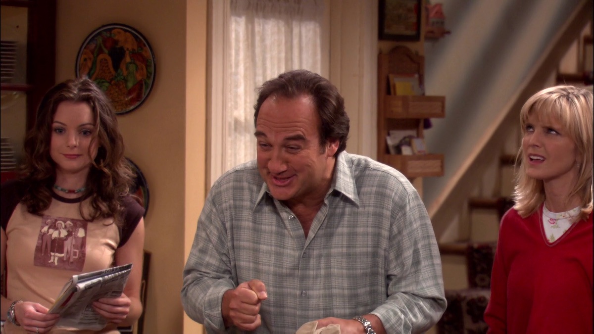 Scary Movie – According to Jim (Season 3, Episode 8) - Apple TV (AU)