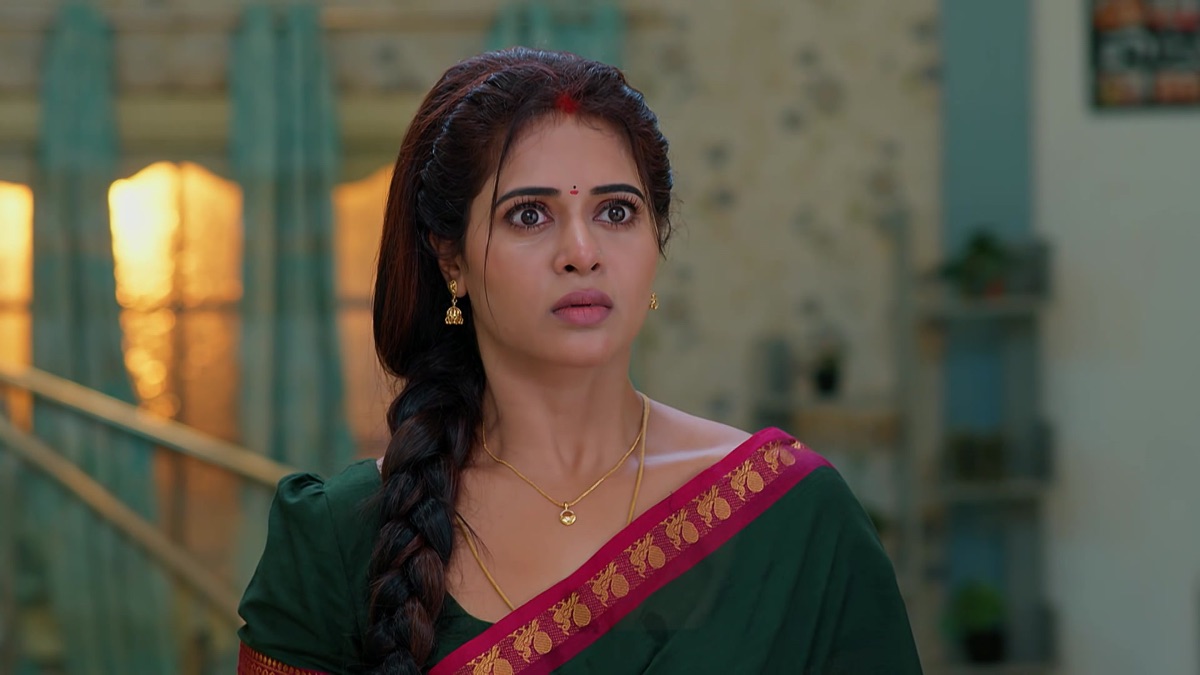 ‎Basavaraju Sets a Condition on Tulasi - Lakshmi Nivasam - Apple TV (IN)