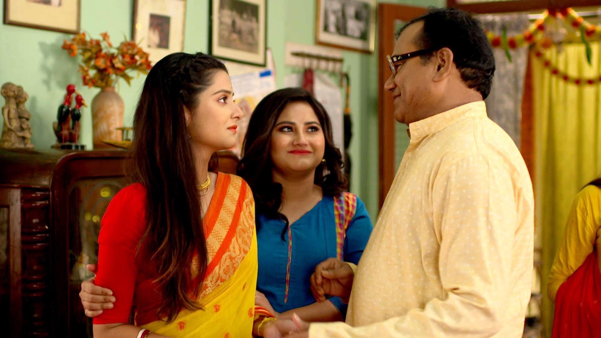 Saheb, Chithi's Pre-wedding Ritual - Saheber Chithi (Season 1, Episode ...