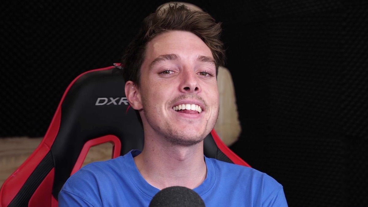 Girl Thinks She's Pregnant with Jesus / The Creepiest Addiction Ever ...