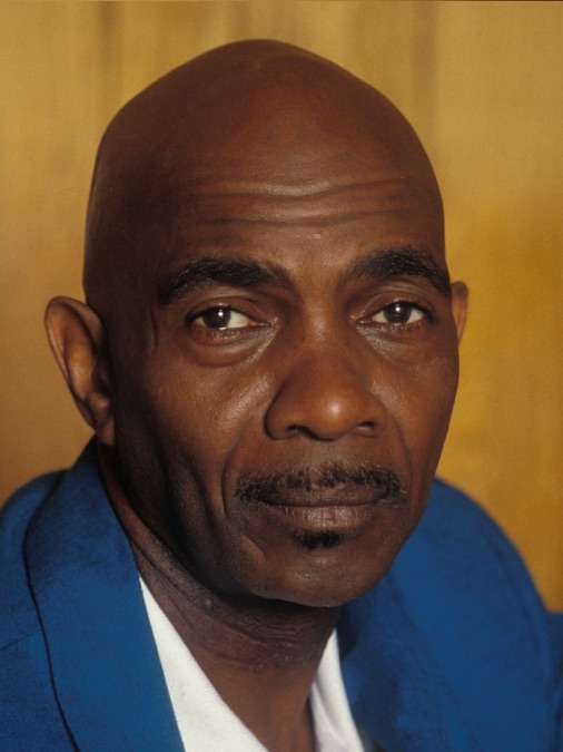 Lou Myers Films and Shows – Apple TV (EG)