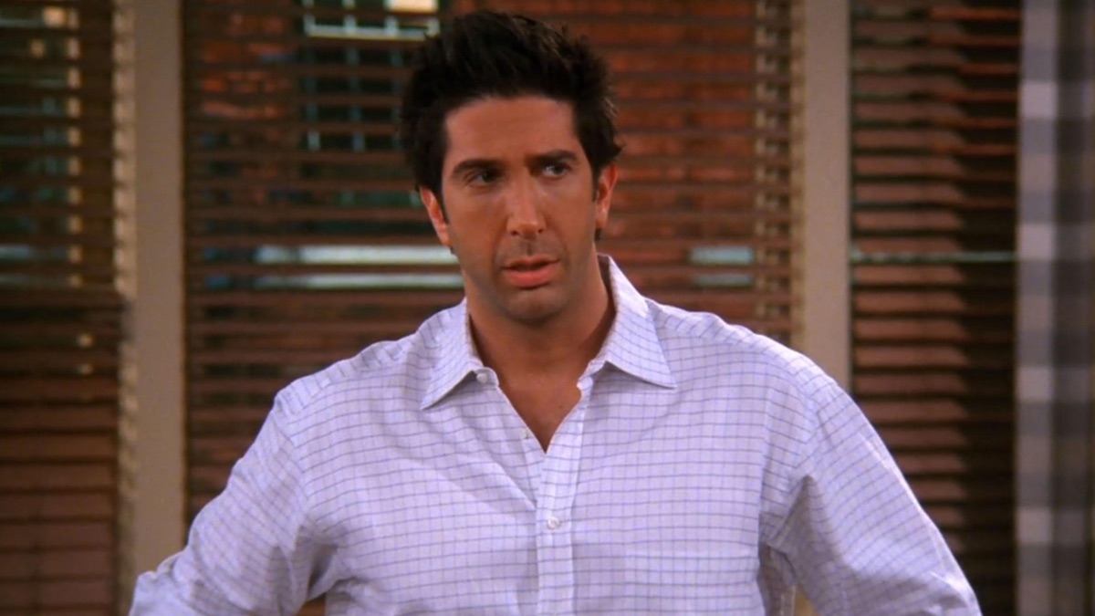 ‎The One with the Male Nanny - Friends (Series 9, Episode 6) - Apple TV ...