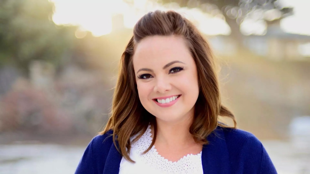 Stage 2: All About Amanda - Scamanda (Series 1, Episode 2) - Apple TV (SG)