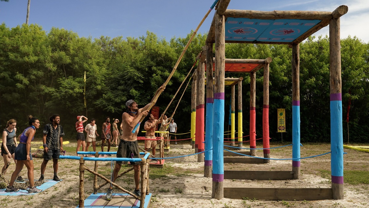 The Scales Be Tippin - Survivor (Season 47, Episode 5) - Apple TV