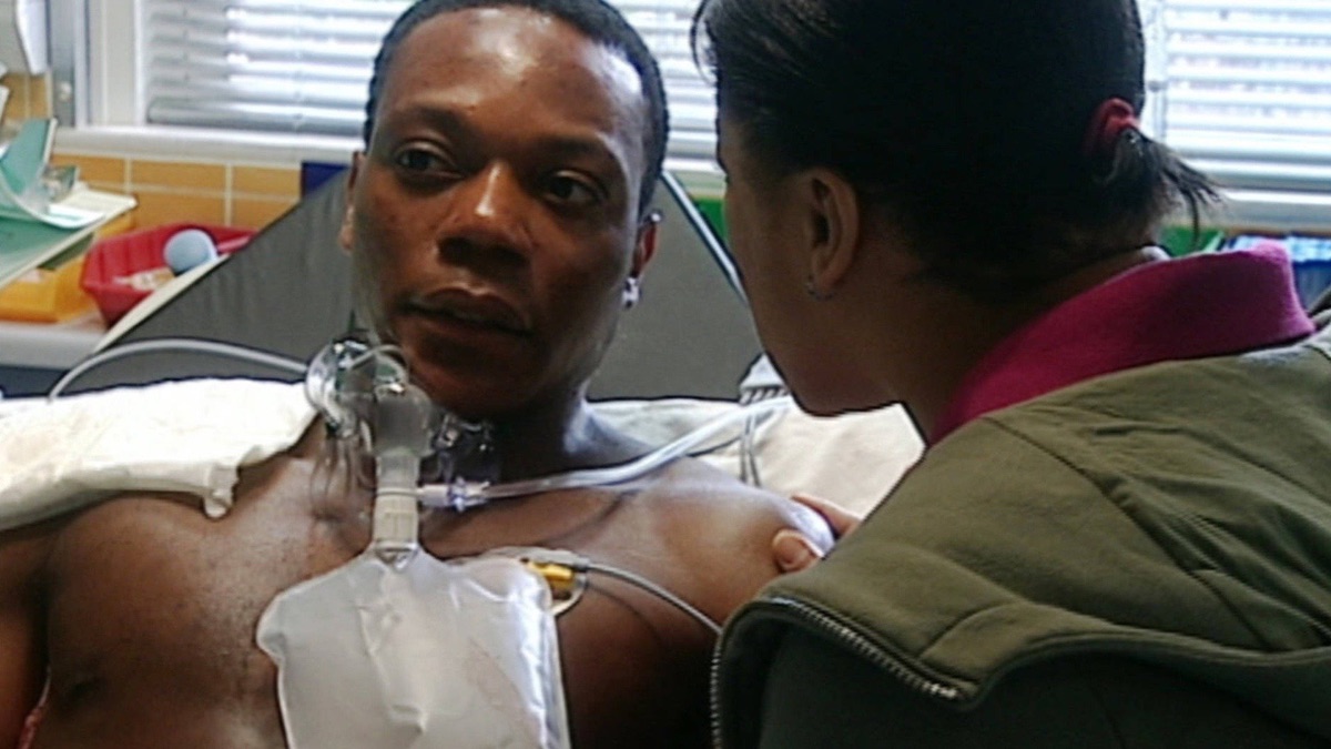 Truth and Consequences - Casualty (Series 19, Episode 38) - Apple TV (UK)