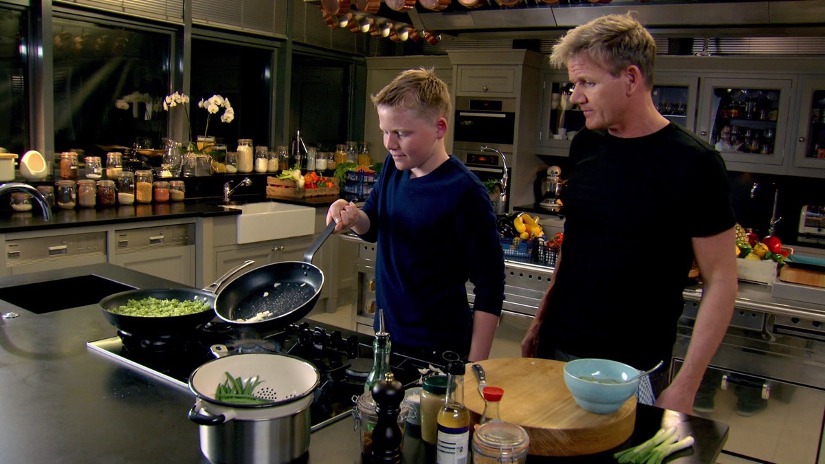 Episode 1 - Gordon Ramsay's Home Cooking: Festive Specials (Season 1 ...