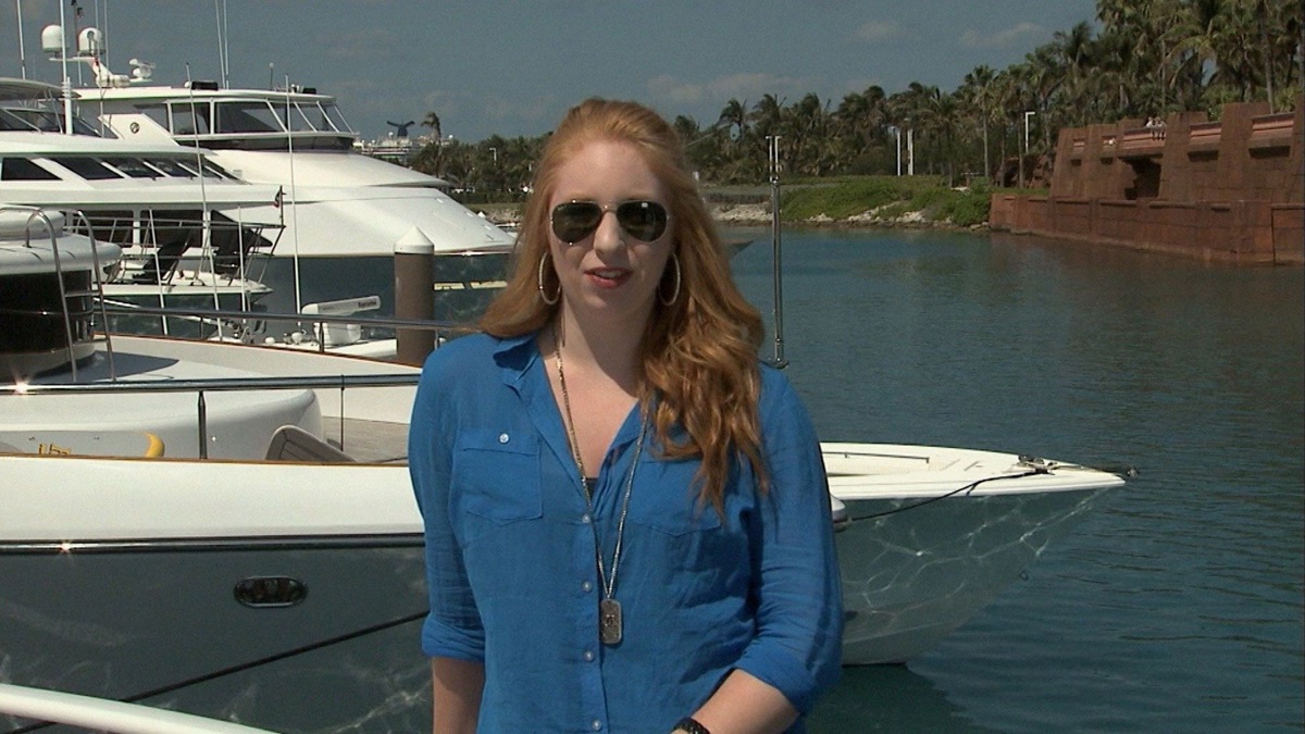 Nassau - Elizabeth Stanton's Great Big World (Season 3, Episode 3 ...