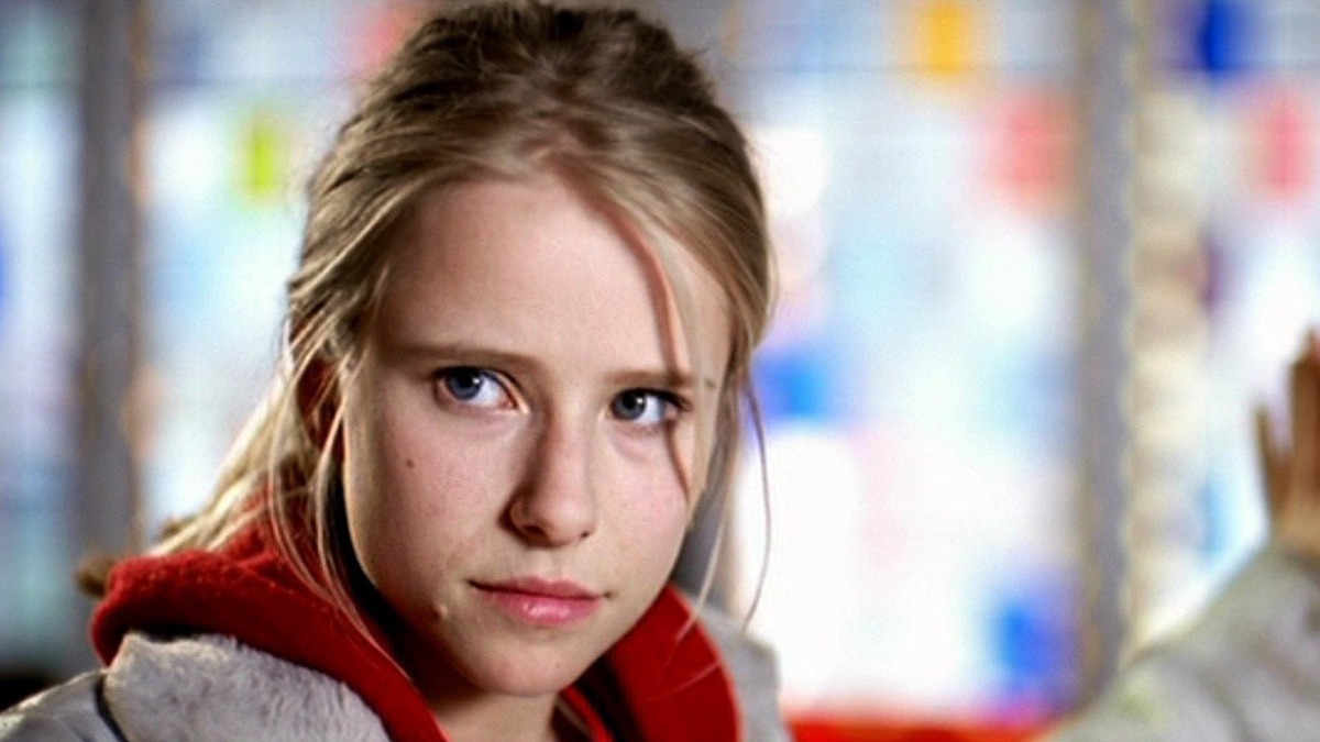 Polly Blue Eyes - Apple TV