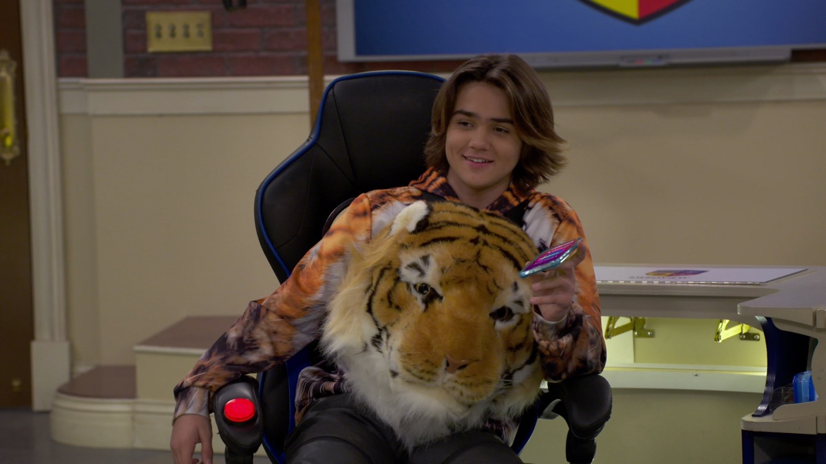 Juegos de vídeos - Equipo Danger (Temporada 1, Episodio 14) - Apple TV (ES)