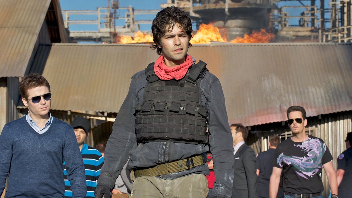 ‎Stunted - Entourage (Series 7, Episode 1) - Apple TV (QA)