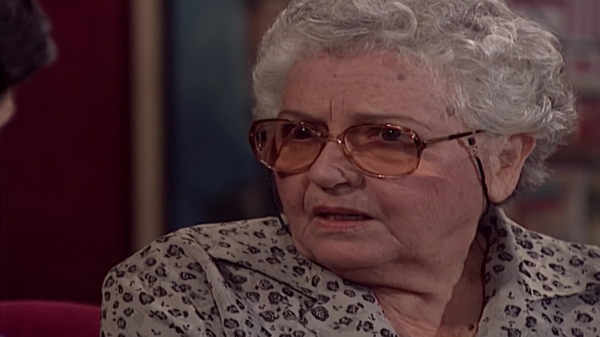 Capítulo de 24/08/1998 - Torre de Babel (Temporada 1, Episódio 79) - Apple TV (BR)