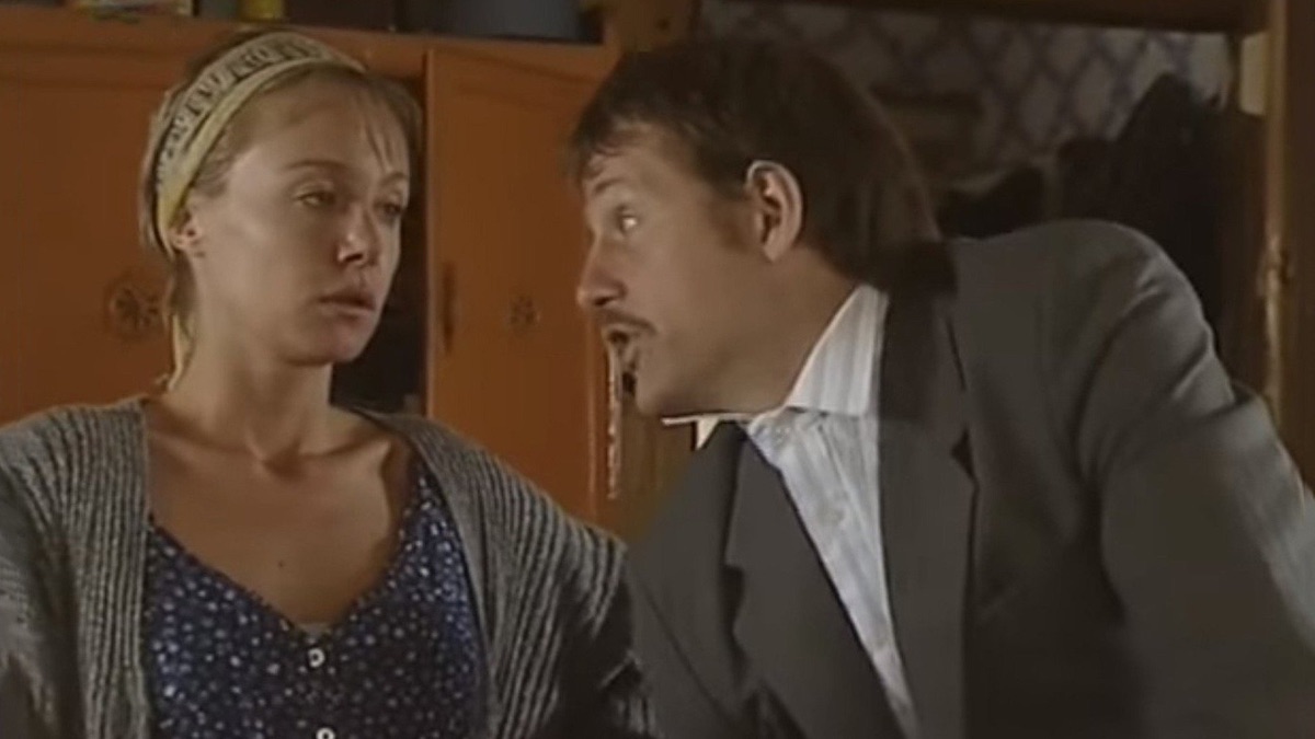 Family Values - Casualty (Series 10, Episode 1) - Apple TV (UK)