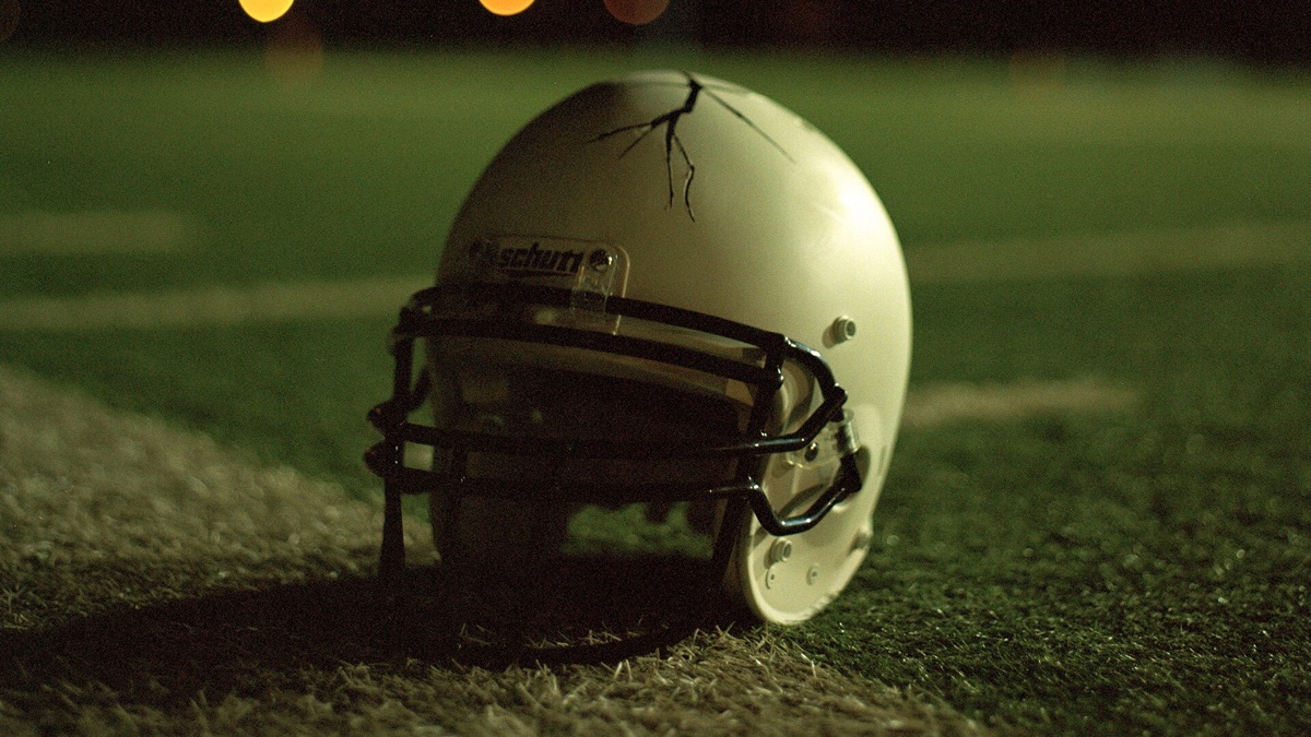 FANatics - Dark Side of Football (temporada 1, episodio 6) - Apple TV