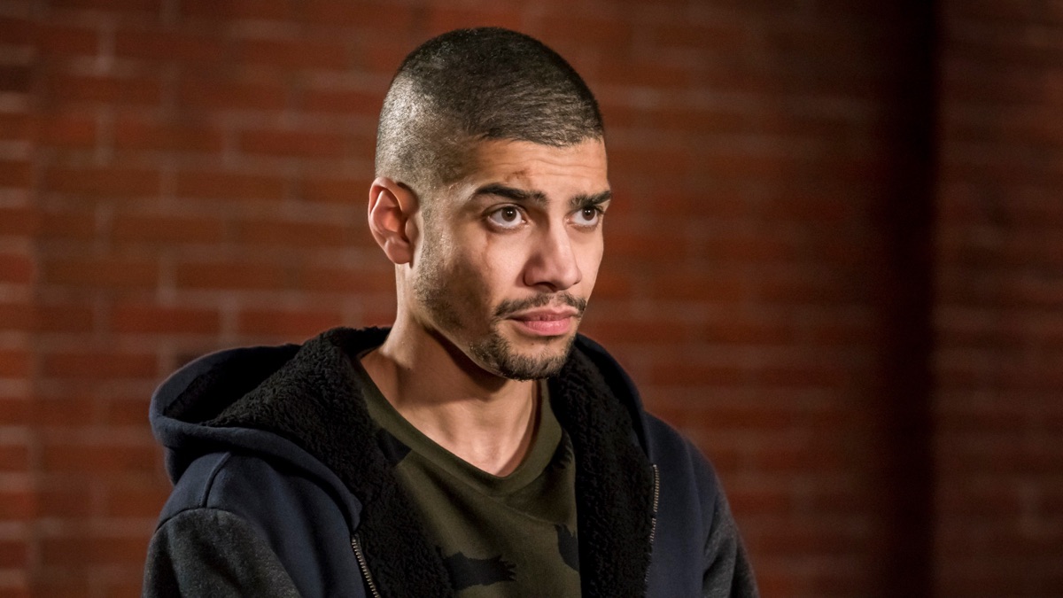 Divided - Arrow (temporada 6, episodio 10) - Apple TV (DO)