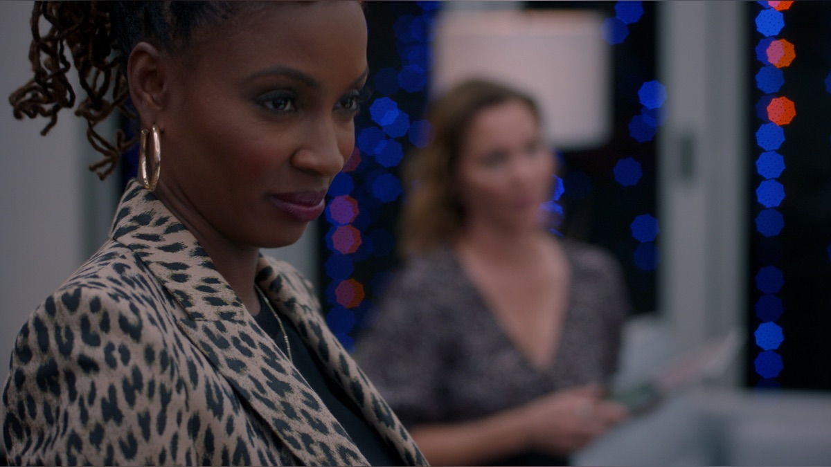 Pilot - Found (Season 1, Episode 1) - Apple TV