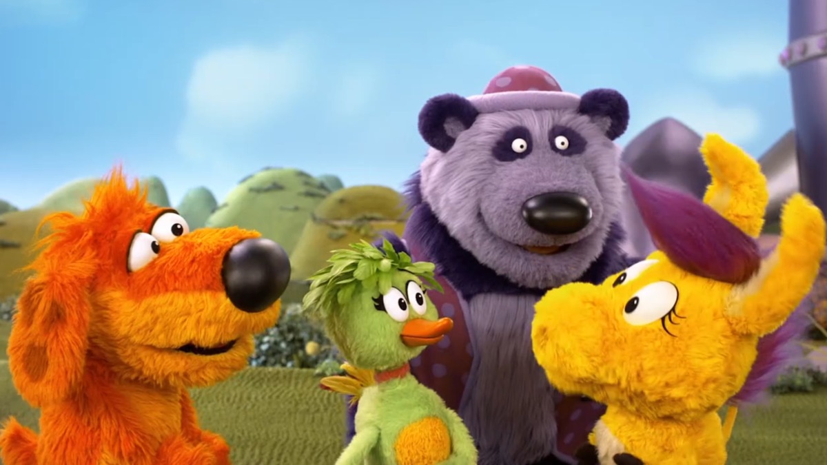 Someplace Cold/Purple Polka Dot Party - Donkey Hodie (Season 2, Episode ...
