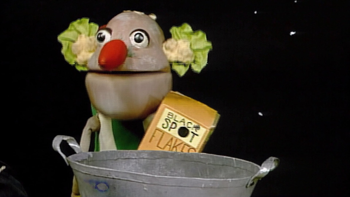 What's the Matter with Marrow? - Button Moon (Series 7, Episode 10 ...