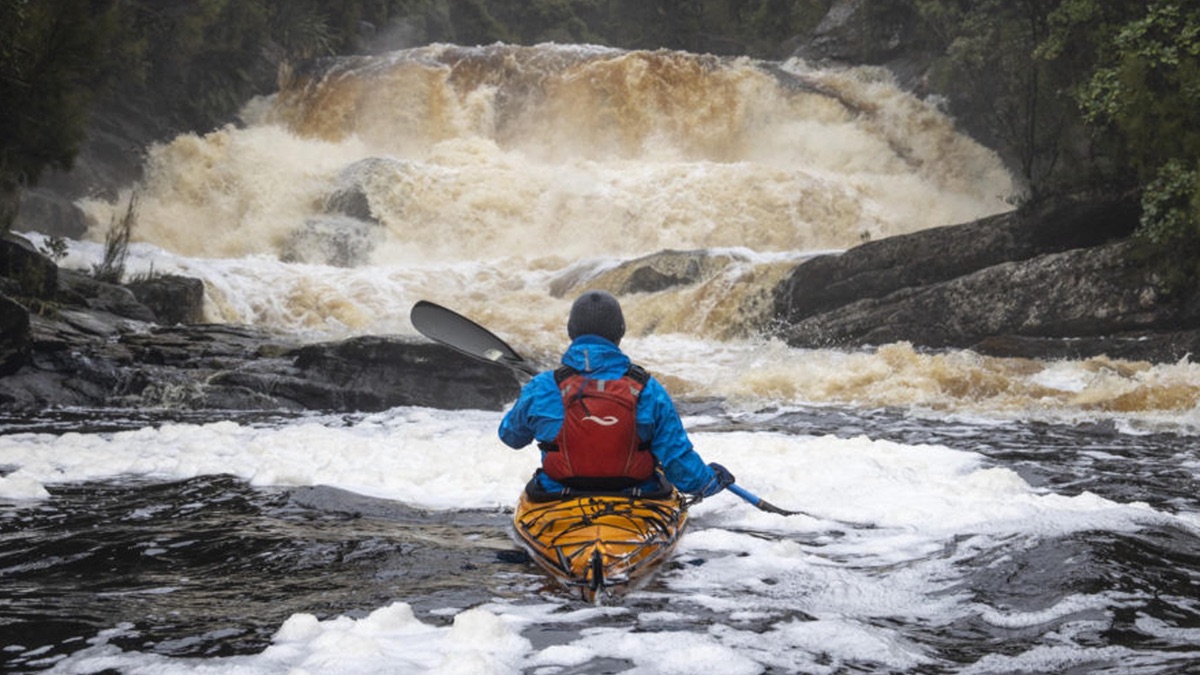 In the Theatre of the Gogs - Apple TV