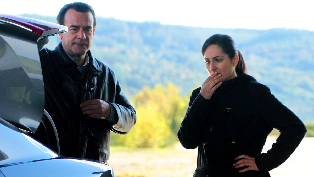 Capítulo 3: Cria corvos - Serramoura (Temporada 7, Episodio 3) - Apple TV (ES)