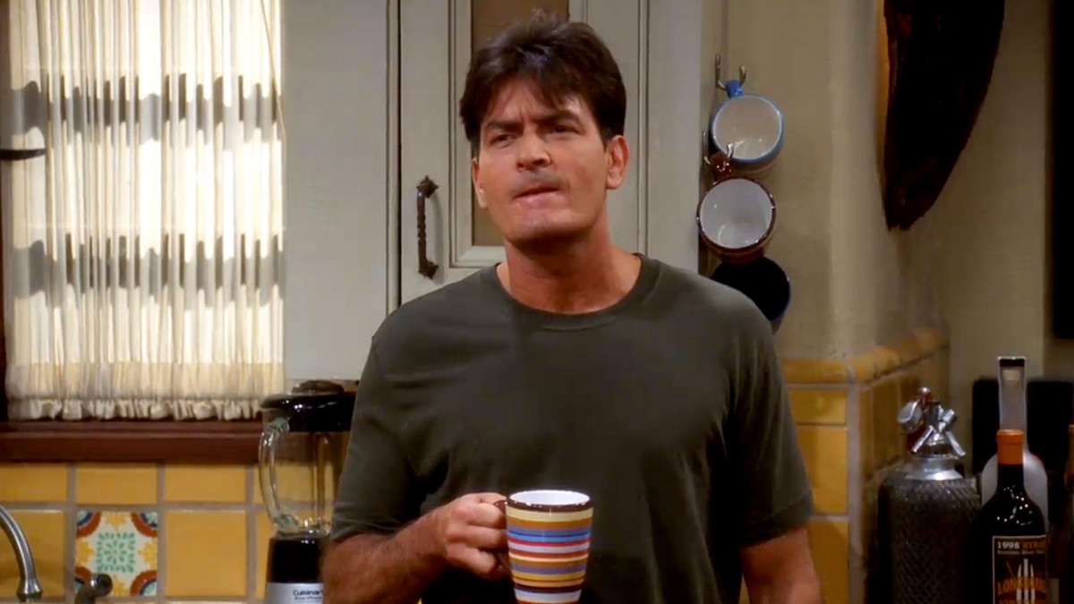 ‎Dum Diddy Dum Diddy Doo - Two and a Half Men (Series 5, Episode 3 ...