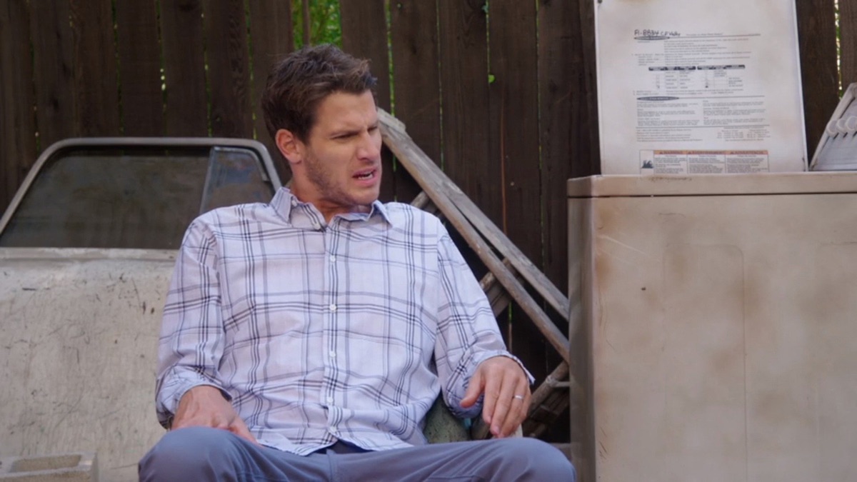 Nut Shot Zach - Tosh.0 (Series 9, Episode 1) - Apple TV (DK)