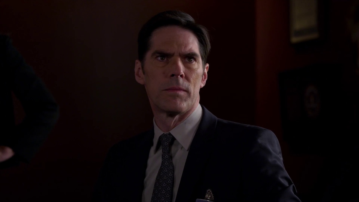 Brothers Hotchner - Criminal Minds (Series 8, Episode 23) - Apple TV (SA)