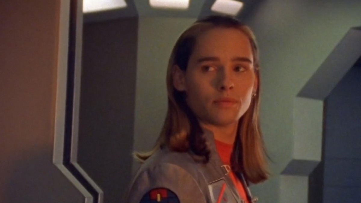 From Out of Nowhere - Power Rangers (Season 6, Episode 1) - Apple TV