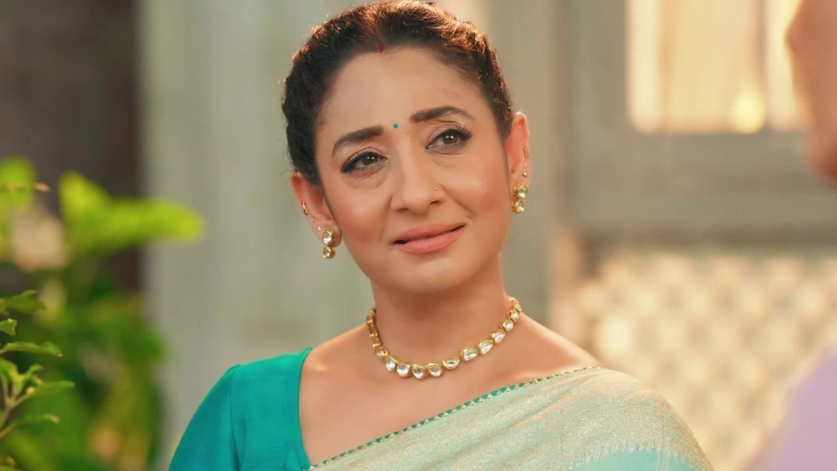 Abhira Gets a Leg Up - Yeh Rishta Kya Kehlata Hai - Apple TV